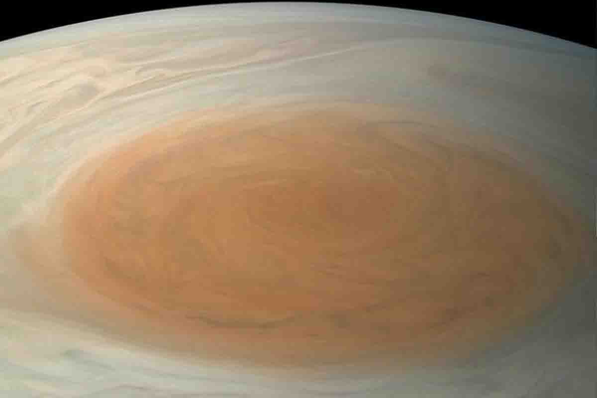 Juno svela la splendida foto della Grande Macchia Rossa di Giove: "Due ...