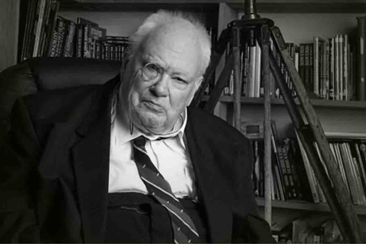 L'indimenticabile Pesce d'Aprile dell'astronomo Patrick Moore - Nextme